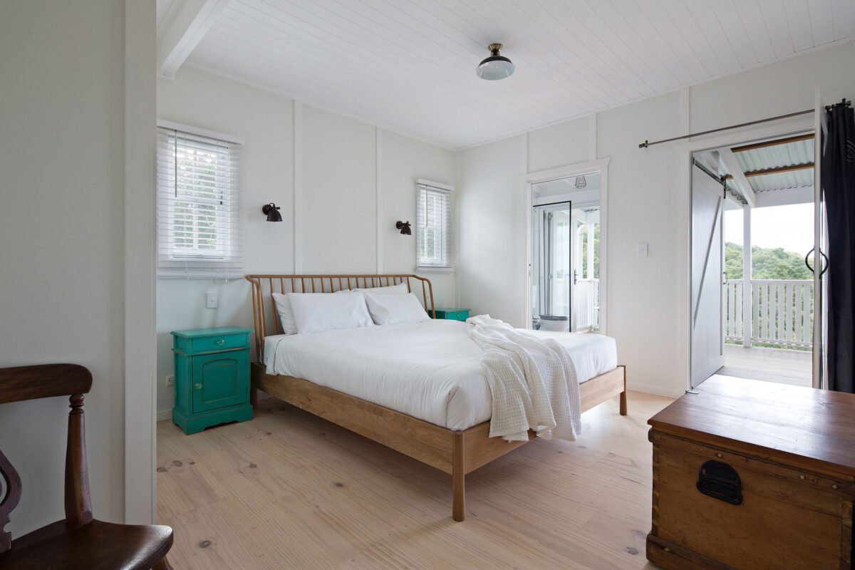 Little Red Barn | 2018 - Luchetti Krelle