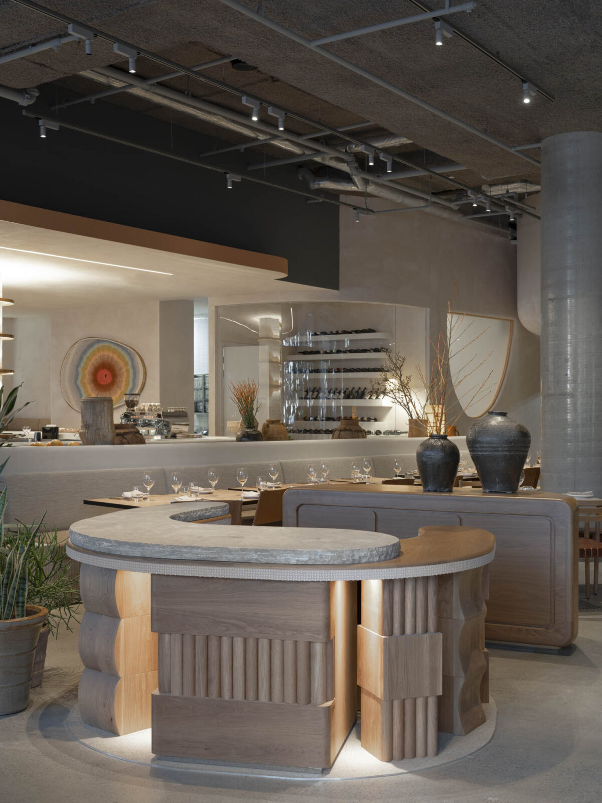 The Upper Level 9 | Restaurant | Bar | Tokyo - Luchetti Krelle